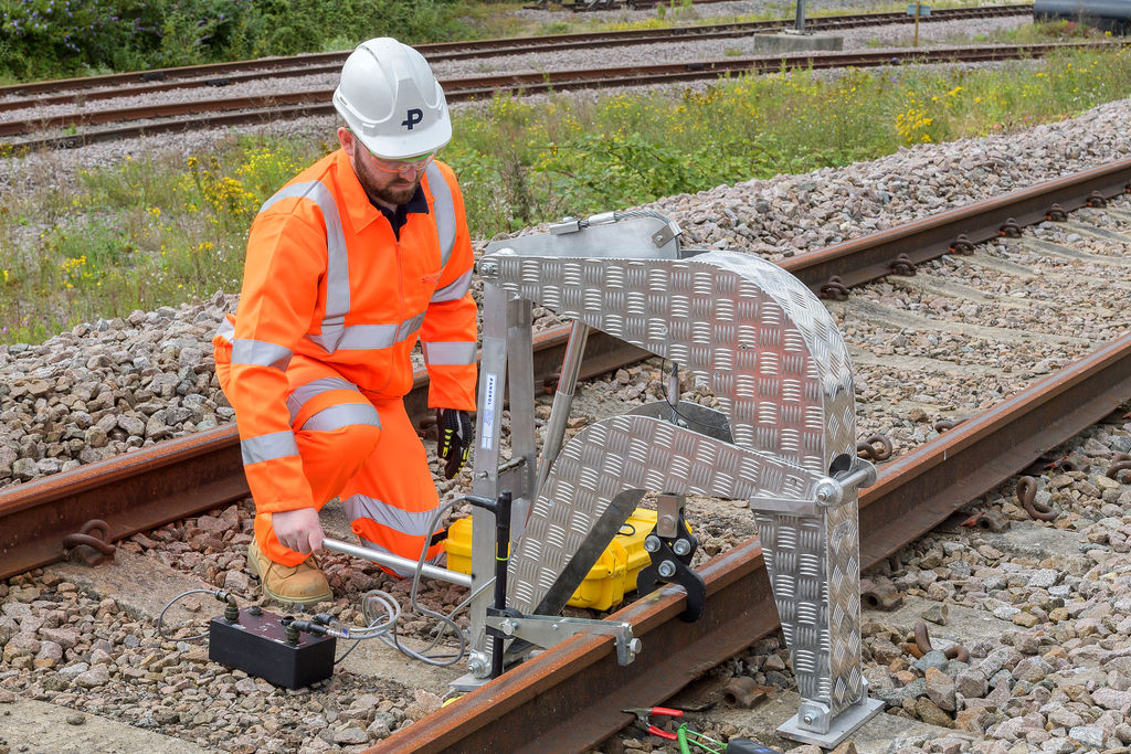 Rail Stress Management - Pandrol