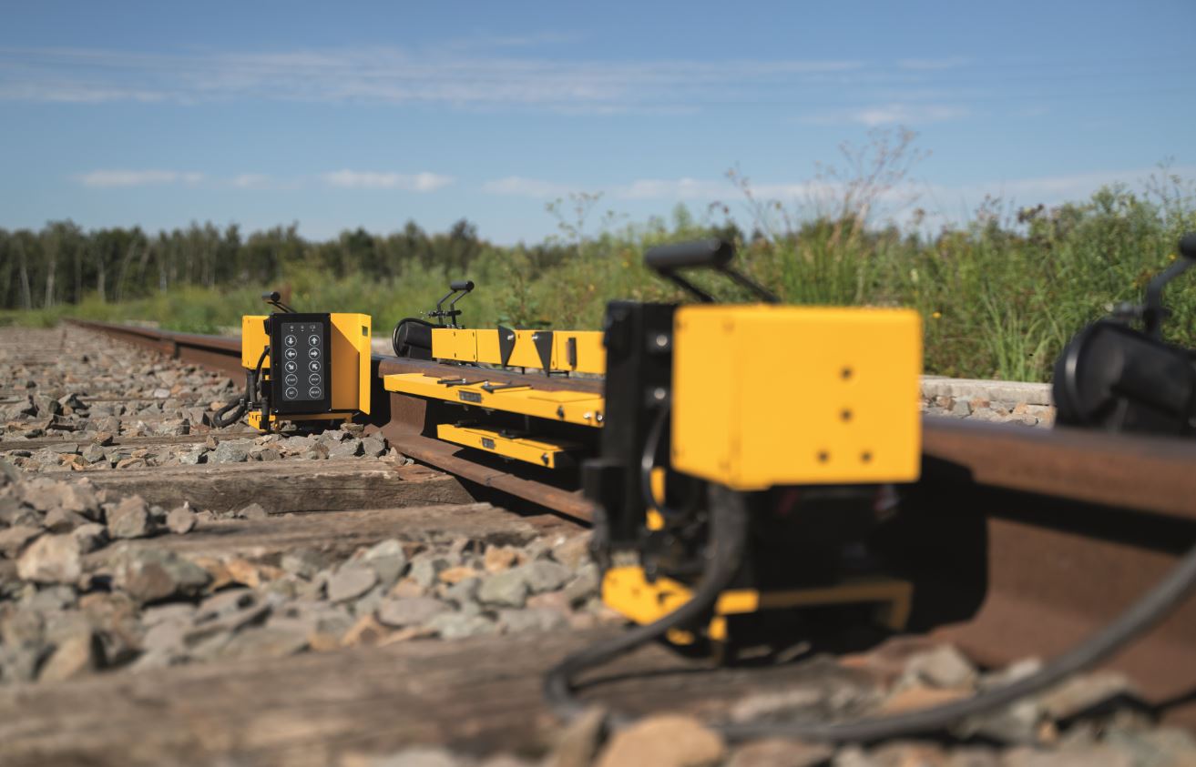 Pandrol Unveils Worldwide Innovation in Worldwide Innovation in Track ...